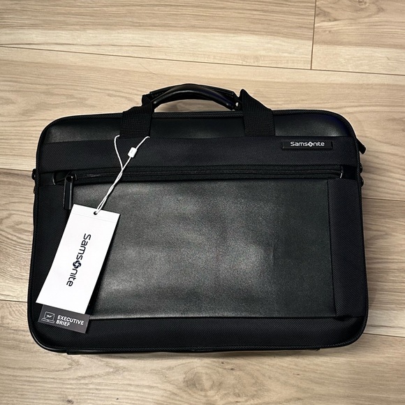 Samsonite | Bags | Nwt Samsonite Executive Leather Black Briefcase ...